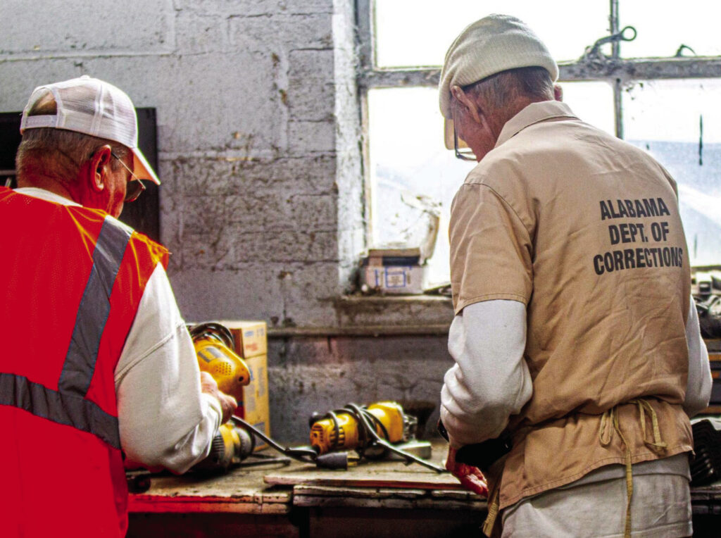 Work release inmates fill holes in Russellville departments - Franklin ...